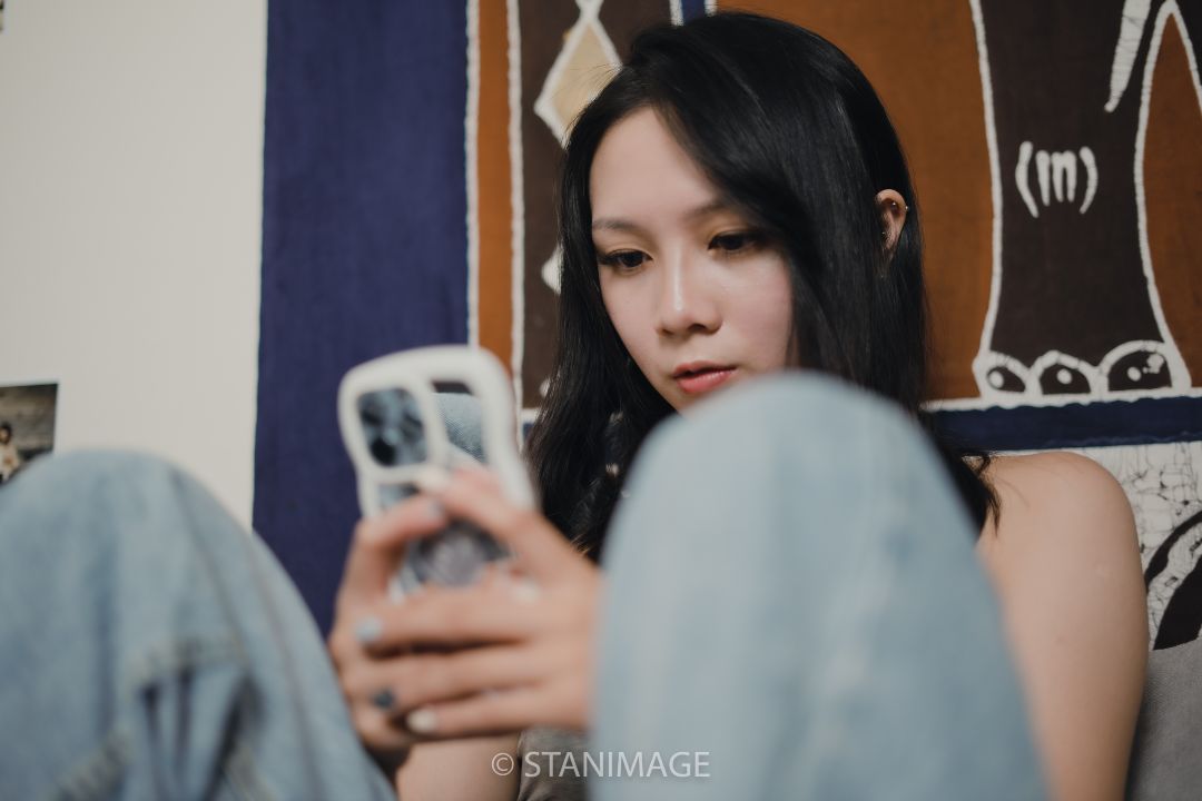 Furuke | 大三小女友