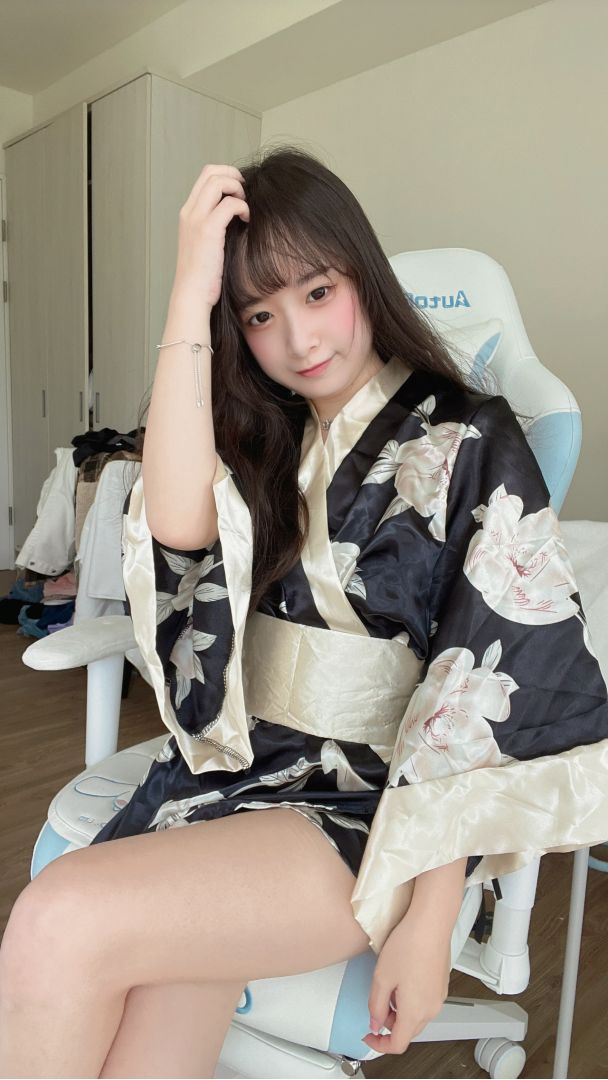 Furuke | 黑色旗袍ep1