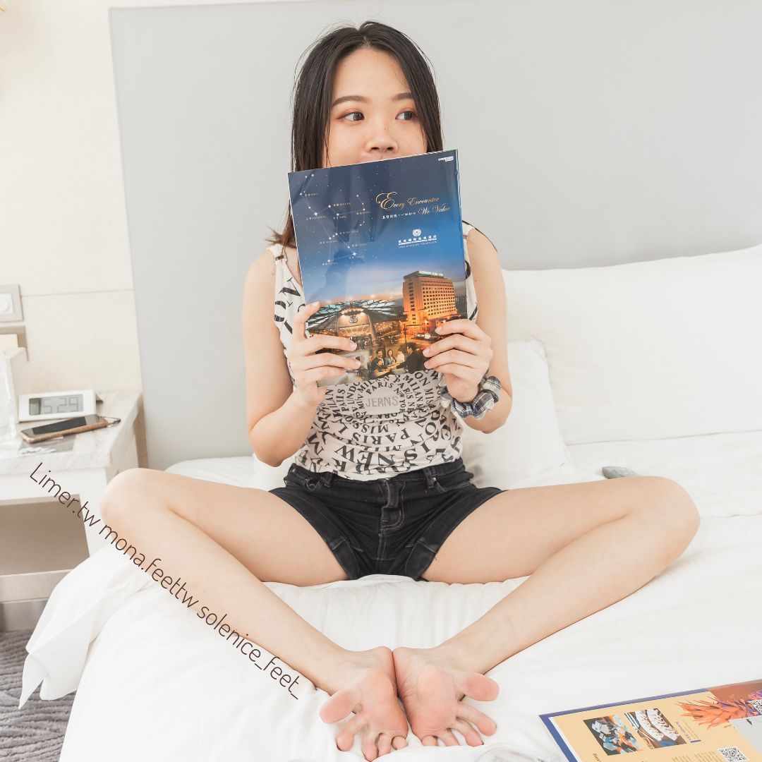 Furuke | Limerence Farah 透明夾腳拖