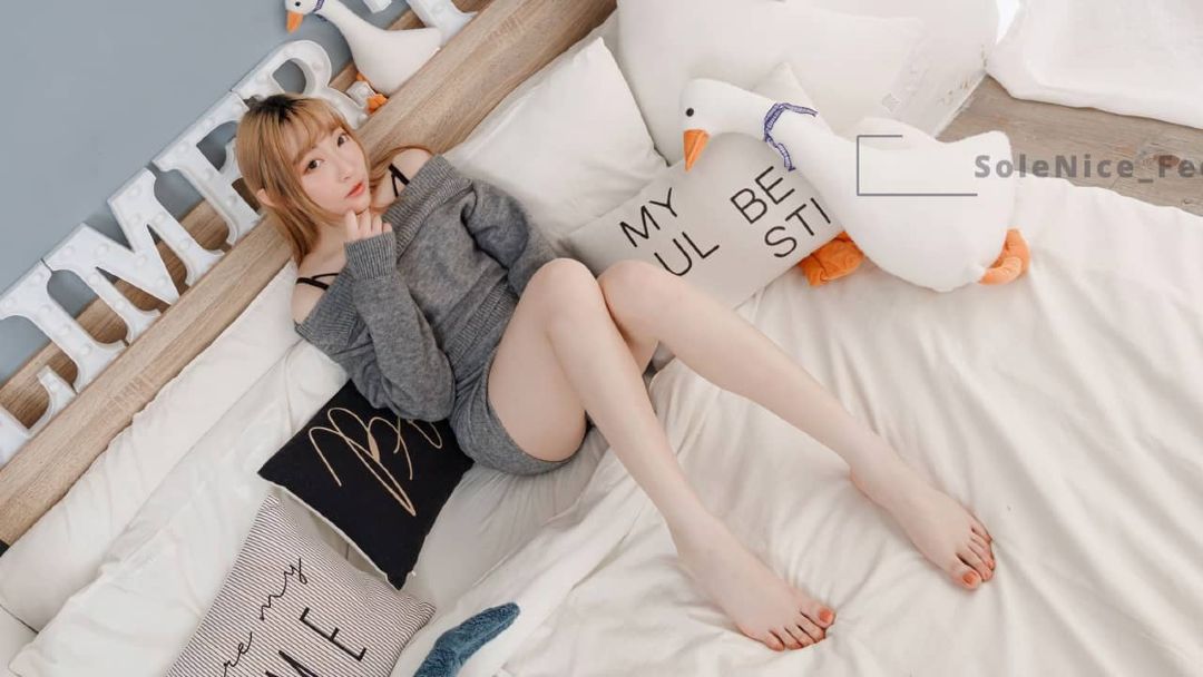 Furuke | Pixie 小妖精滑嫩裸足