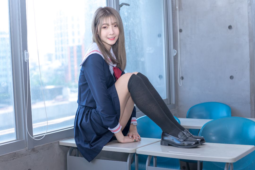 Furuke | 絕美日系制服少女JK長腿美腿奇麗寫真01