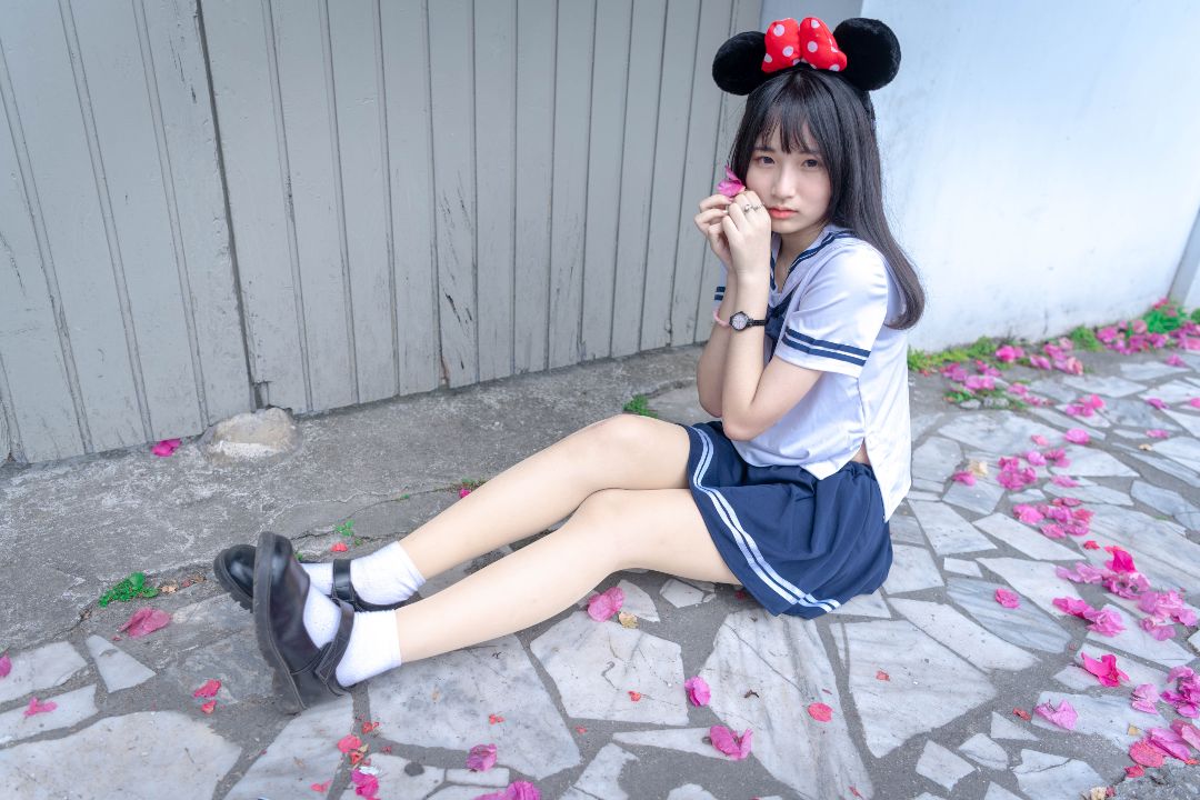 Furuke | 超甜美女高中生長腿美腿絲襪JK制服小清新寫真