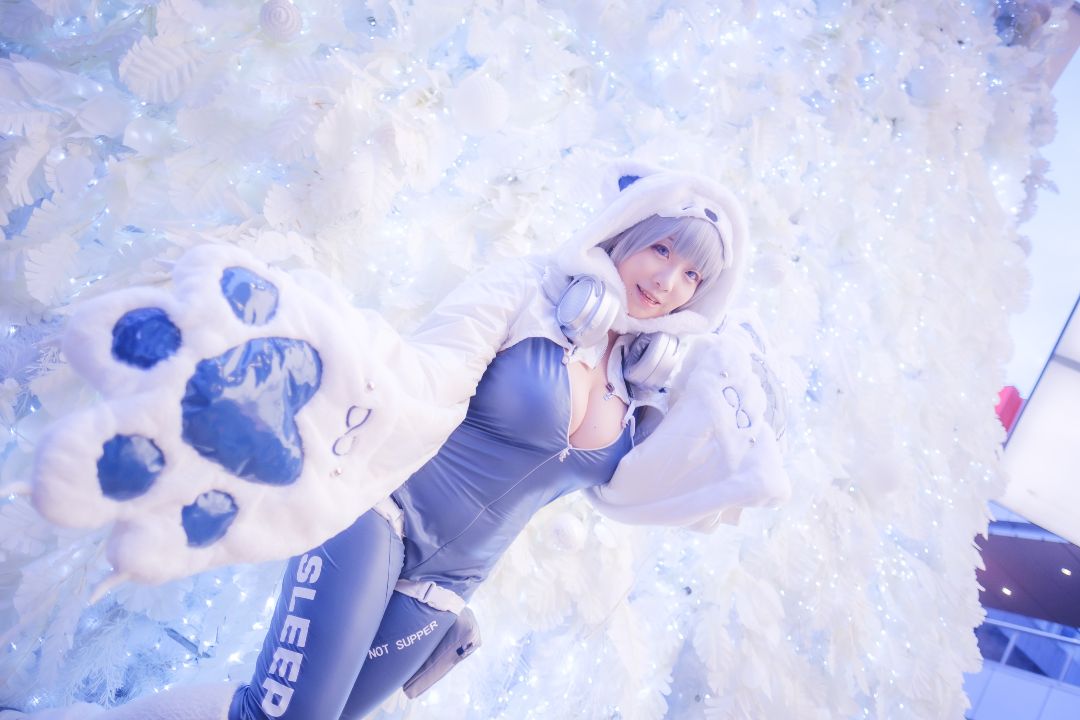 Furuke | ☆ 曉愛 Cosplay 寫真 ☆ 妮姬 尼夫 北極熊 聖誕快樂(18p))