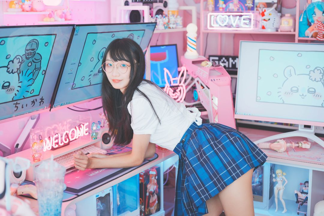 Furuke | 乾乾JK粉紅電競房