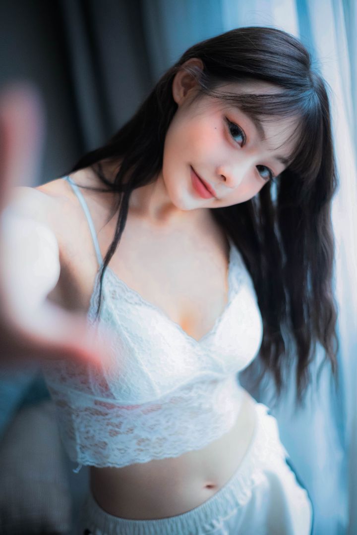 Furuke | 睽違六年，久別的相見 鄰家女孩的清純日記