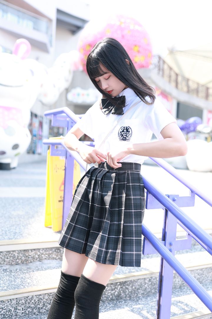 Furuke | 絕對領域JK高中生